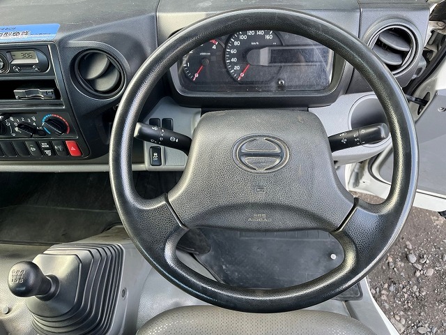 H29 日野 デュトロ 平ボディ ワイド ロング 2トン積載 5トン限定・準中型免許 5速MT TOYOTA トヨタ 2t 5t 小型 | 中古トラック 販売 買取 バディトラック