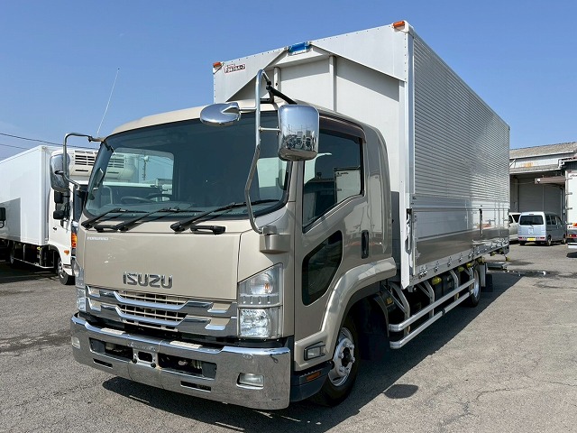H28 いすゞ フォワード アルミウイング 格納式パワーゲート 後輪エアサス 6200 フルワイド 240馬力 6速MT フルキャブ ベッド付 4t 8t 中型 バン 箱車 | 中古トラック ...